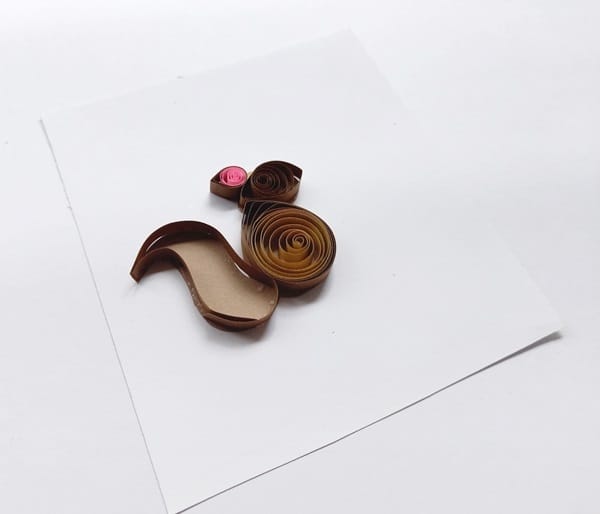 How To Make Quilled Squirrel Greeting Card Craft (With Free Templates ...