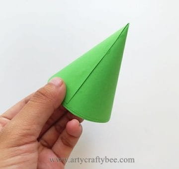 How To Make Paper Cone Christmas Tree Easy (+2 Templates) - Arty Crafty Bee