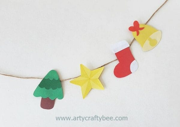 How To Make Paper Christmas Garland 2 Templates Fun - Arty Crafty Bee