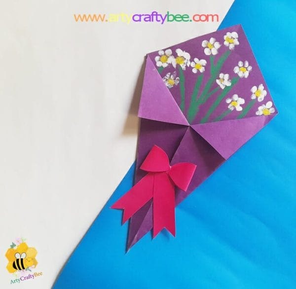 Finger-painted Daisy Crafts for Mother's Day: Easy Painting Ideas for ...
